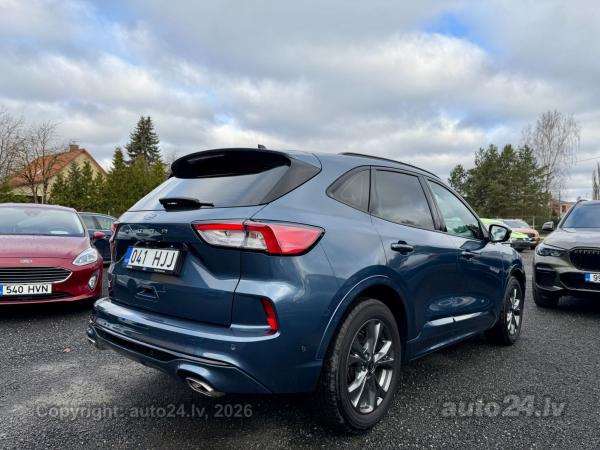 Blue Ford Kuga 2022 in Tartu, with an engine capacity of 1.50 L and mileage of 96 thousand km for 22900 €, photo 10 on AUTOMOTO.COM.LV