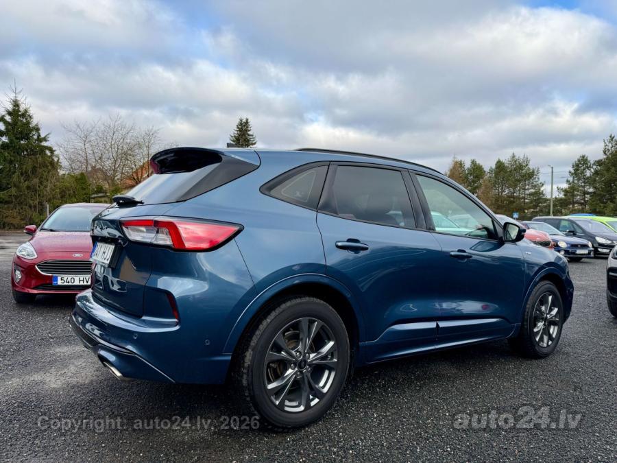 Zils Ford Kuga 2022 Tartu, ar dzinēja tilpumu 1.50 L un nobraukumu 96 tūkst. km par 22900 €, foto 12 vietnē AUTOMOTO.COM.LV