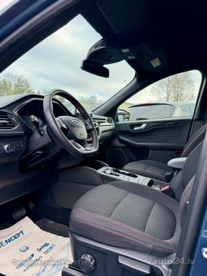 Zils Ford Kuga 2022 Tartu, ar dzinēja tilpumu 1.50 L un nobraukumu 96 tūkst. km par 22900 €, foto 21 vietnē AUTOMOTO.COM.LV