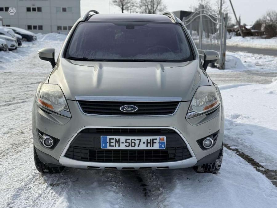 Brown Ford Kuga 2009 in Taurage, with an engine capacity of 2.00 L and mileage of 237 thousand km for 4500 €, photo 2 on AUTOMOTO.COM.LV