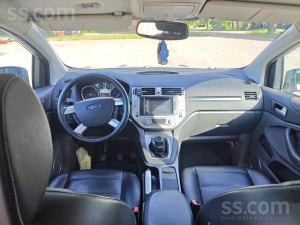 Brown Ford Kuga 2009 in Gulbene, with an engine capacity of 2.00 L and mileage of 291 thousand km for 4450 €, photo 7 on AUTOMOTO.COM.LV