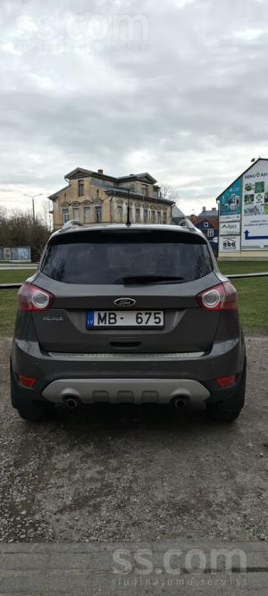 Brown Ford Kuga 2011 in Liepaja, with an engine capacity of 2.00 L and mileage of 189 thousand km for 5500 €, photo 4 on AUTOMOTO.COM.LV