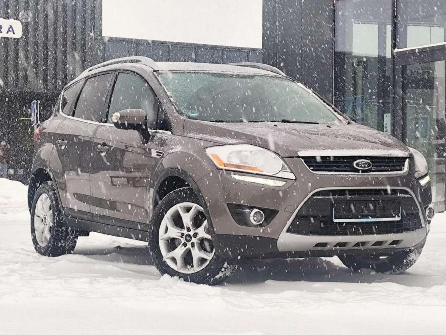 Brūns Ford Kuga 2012 Šauļi, ar dzinēja tilpumu 2.00 L un nobraukumu 258 tūkst. km par 5900 €, foto 1 vietnē AUTOMOTO.COM.LV