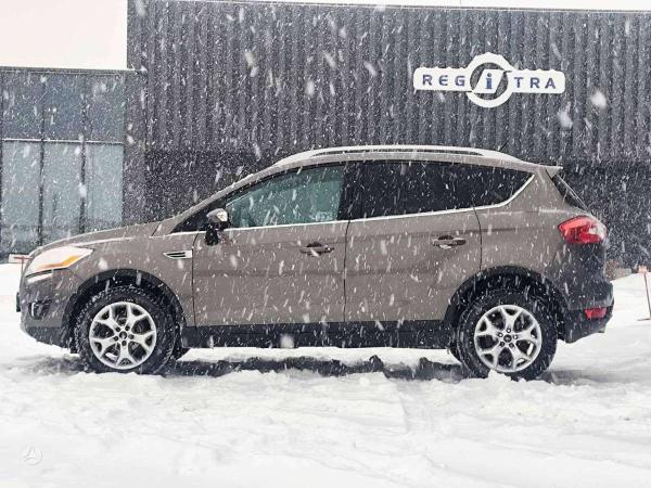 Brown Ford Kuga 2012 in Siauliai, with an engine capacity of 2.00 L and mileage of 258 thousand km for 5900 €, photo 4 on AUTOMOTO.COM.LV