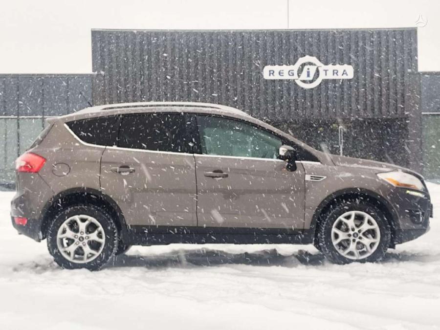 Brūns Ford Kuga 2012 Šauļi, ar dzinēja tilpumu 2.00 L un nobraukumu 258 tūkst. km par 5900 €, foto 9 vietnē AUTOMOTO.COM.LV