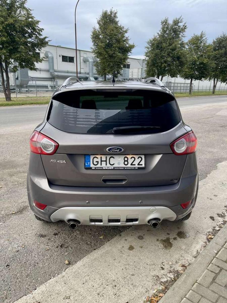 Brown Ford Kuga 2012 in Klaipeda, with an engine capacity of 2.00 L and mileage of 175 thousand km for 6000 €, photo 7 on AUTOMOTO.COM.LV