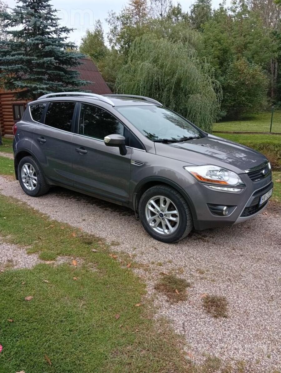 Brūns Ford Kuga 2012 Rēzekne, ar dzinēja tilpumu 2.00 L un nobraukumu 179 tūkst. km par 7250 €, foto 3 vietnē AUTOMOTO.COM.LV