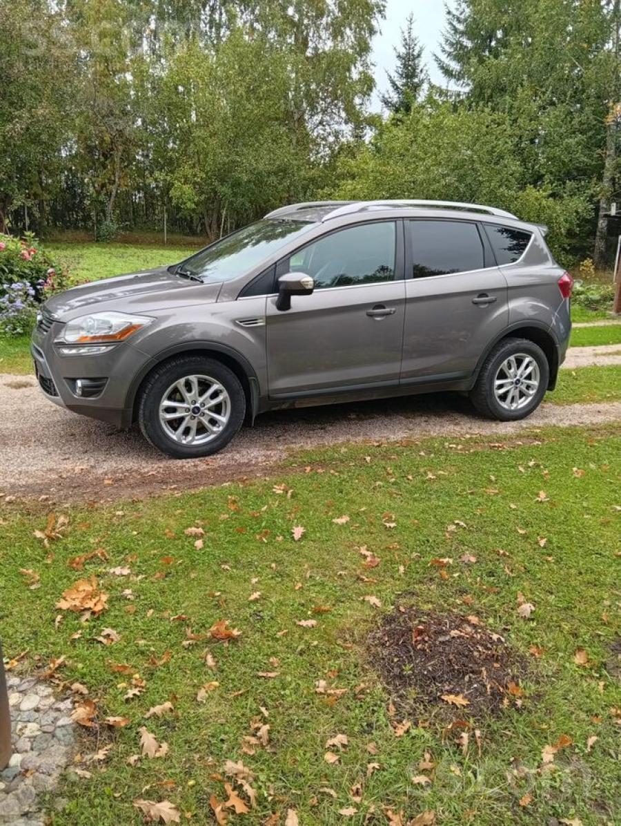 Brūns Ford Kuga 2012 Rēzekne, ar dzinēja tilpumu 2.00 L un nobraukumu 179 tūkst. km par 7250 €, foto 4 vietnē AUTOMOTO.COM.LV