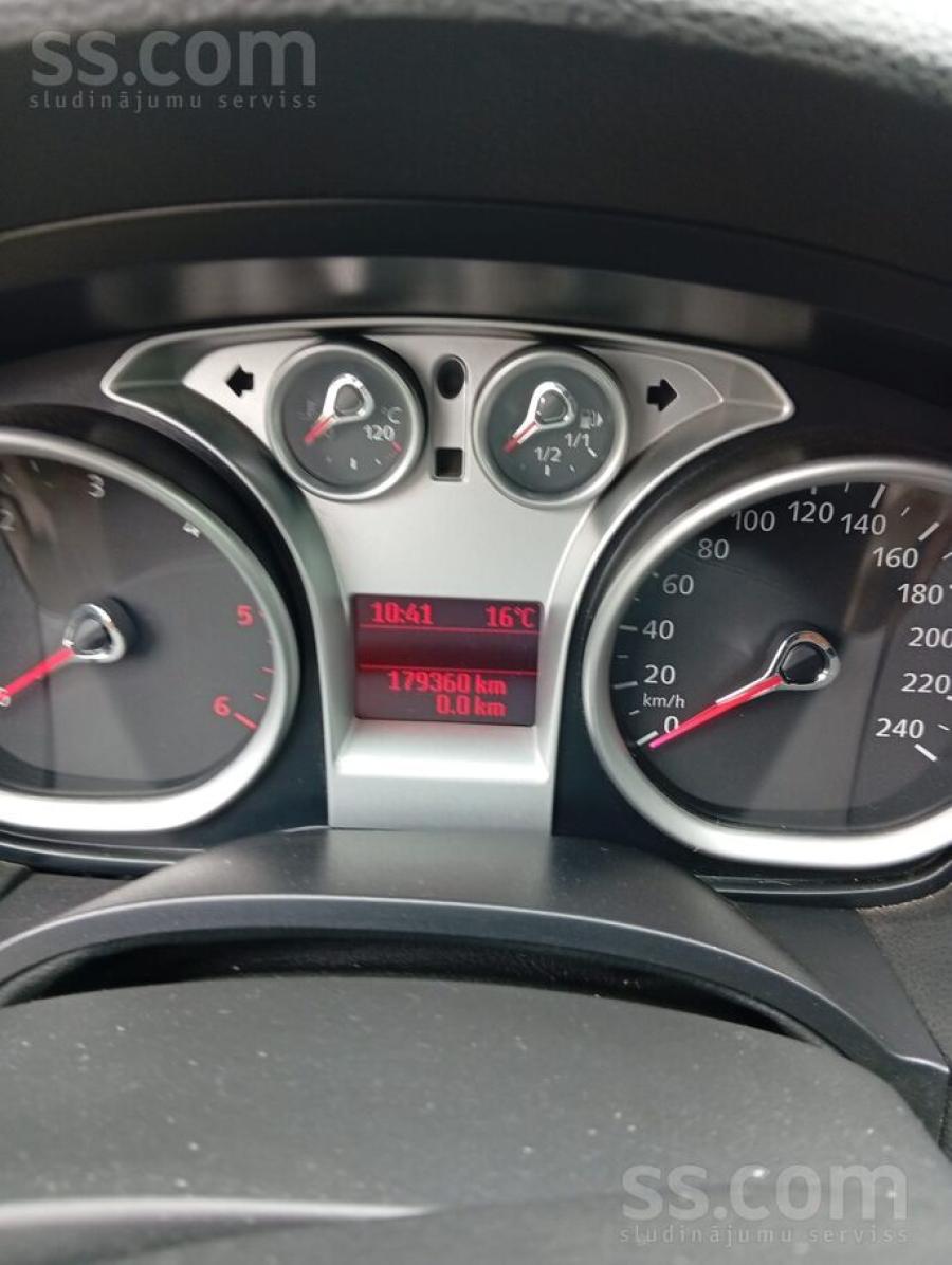 Brūns Ford Kuga 2012 Rēzekne, ar dzinēja tilpumu 2.00 L un nobraukumu 179 tūkst. km par 7250 €, foto 8 vietnē AUTOMOTO.COM.LV