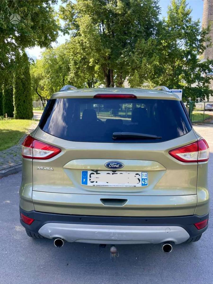 Brown Ford Kuga 2013 in Taurage, with an engine capacity of 0.00 L and mileage of 260 thousand km for 4700 €, photo 5 on AUTOMOTO.COM.LV