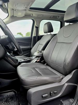 Brown Ford Kuga 2013 in Taurage, with an engine capacity of 2.00 L and mileage of 234 thousand km for 7200 €, photo 24 on AUTOMOTO.COM.LV