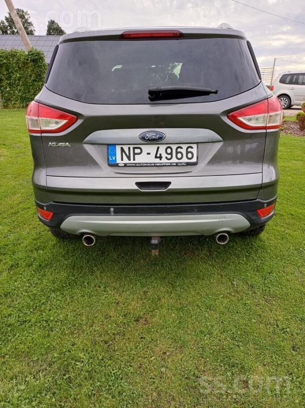 Brown Ford Kuga 2013 in Riga, with an engine capacity of 2.00 L and mileage of 189 thousand km for 8000 €, photo 4 on AUTOMOTO.COM.LV