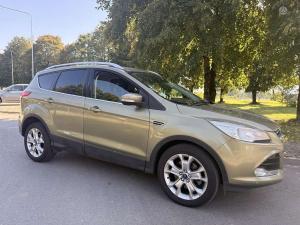 Brown Ford Kuga 2013 in Taurage, with an engine capacity of 2.00 L and mileage of 270 thousand km for 4400 €, photo 3 on AUTOMOTO.COM.LV
