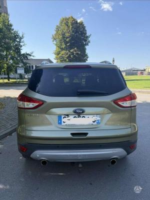 Brown Ford Kuga 2013 in Taurage, with an engine capacity of 2.00 L and mileage of 270 thousand km for 4400 €, photo 7 on AUTOMOTO.COM.LV