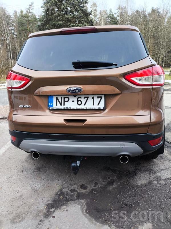 Brown Ford Kuga 2014 in Jelgava, with an engine capacity of 2.00 L and mileage of 196 thousand km for 10900 €, photo 2 on AUTOMOTO.COM.LV