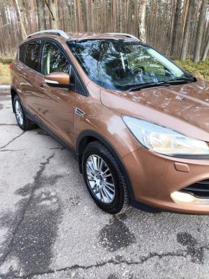 Brown Ford Kuga 2014 in Jelgava, with an engine capacity of 2.00 L and mileage of 196 thousand km for 10900 €, photo 5 on AUTOMOTO.COM.LV