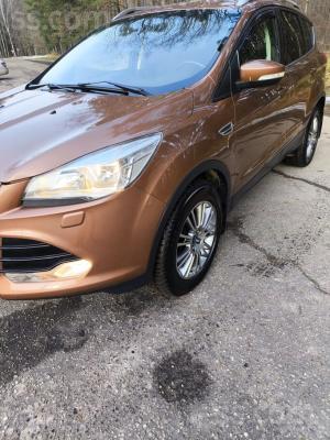 Brown Ford Kuga 2014 in Jelgava, with an engine capacity of 2.00 L and mileage of 196 thousand km for 10900 €, photo 6 on AUTOMOTO.COM.LV