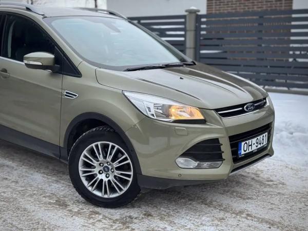 Brown Ford Kuga 2014 in Jelgava, with an engine capacity of 2.00 L and mileage of 339 thousand km for 7750 €, photo 5 on AUTOMOTO.COM.LV