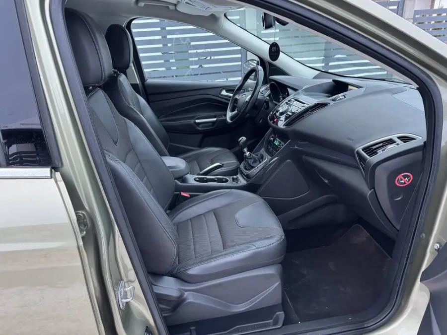 Brūns Ford Kuga 2014 Jelgava, ar dzinēja tilpumu 2.00 L un nobraukumu 339 tūkst. km par 7750 €, foto 13 vietnē AUTOMOTO.COM.LV