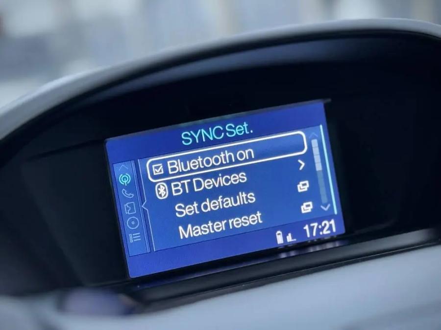 Brūns Ford Kuga 2014 Jelgava, ar dzinēja tilpumu 2.00 L un nobraukumu 339 tūkst. km par 7750 €, foto 19 vietnē AUTOMOTO.COM.LV