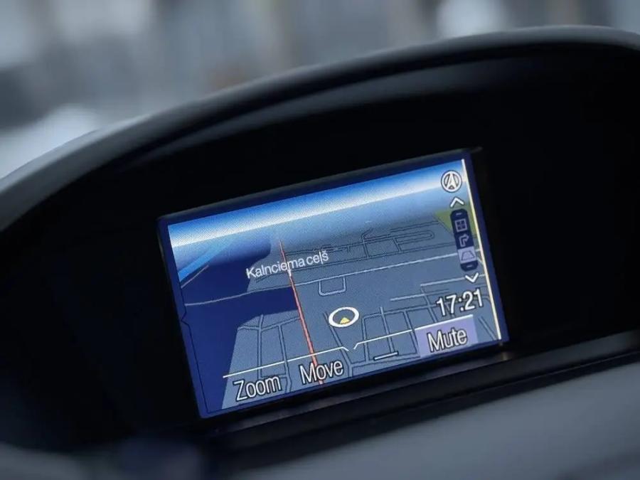 Brūns Ford Kuga 2014 Jelgava, ar dzinēja tilpumu 2.00 L un nobraukumu 339 tūkst. km par 7750 €, foto 20 vietnē AUTOMOTO.COM.LV