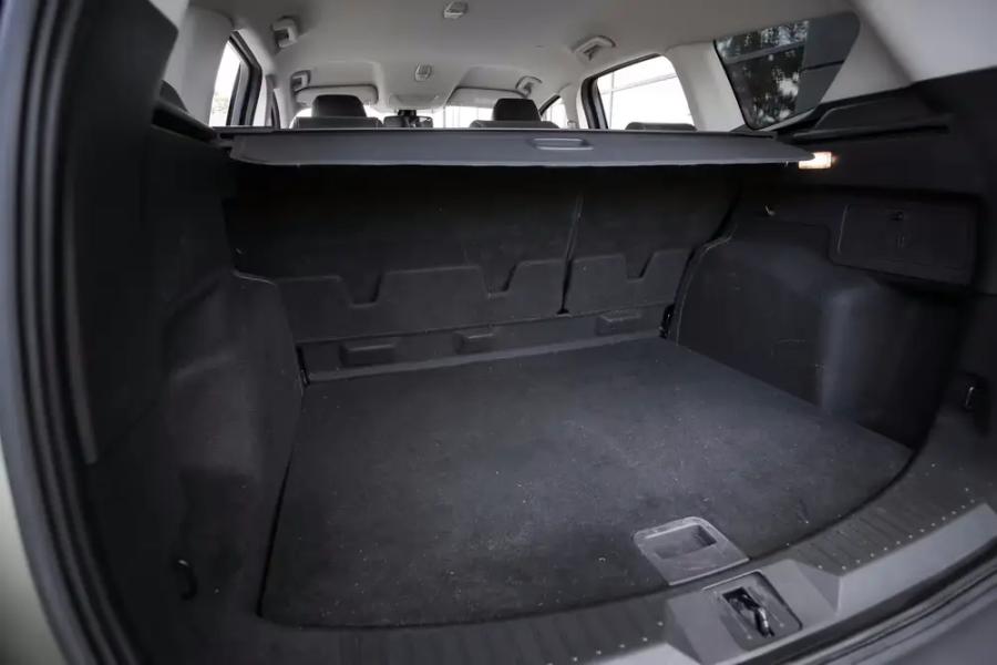 Brūns Ford Kuga 2014 Jelgava, ar dzinēja tilpumu 2.00 L un nobraukumu 339 tūkst. km par 7750 €, foto 25 vietnē AUTOMOTO.COM.LV