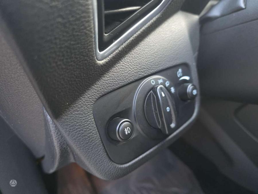 Brown Ford Kuga 2014 in Utena, with an engine capacity of 2.00 L and mileage of 238 thousand km for 4900 €, photo 26 on AUTOMOTO.COM.LV