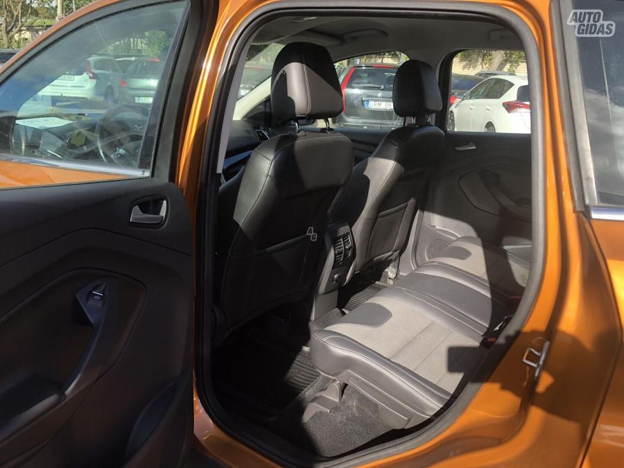 Brown Ford Kuga 2016 in Klaipeda, with an engine capacity of 1.50 L and mileage of 216 thousand km for 6500 €, photo 12 on AUTOMOTO.COM.LV