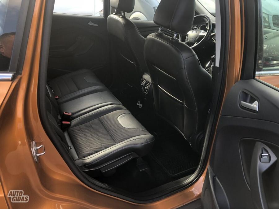 Brown Ford Kuga 2016 in Klaipeda, with an engine capacity of 1.50 L and mileage of 216 thousand km for 6500 €, photo 13 on AUTOMOTO.COM.LV
