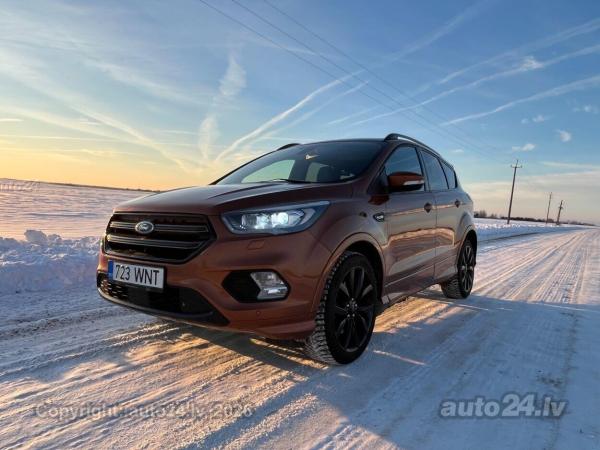Brown Ford Kuga 2017 in Tartu, with an engine capacity of 2.00 L and mileage of 183 thousand km for 13500 €, photo 3 on AUTOMOTO.COM.LV
