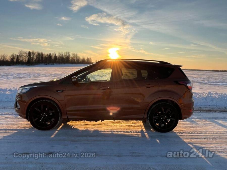 Brūns Ford Kuga 2017 Tartu, ar dzinēja tilpumu 2.00 L un nobraukumu 183 tūkst. km par 13500 €, foto 7 vietnē AUTOMOTO.COM.LV