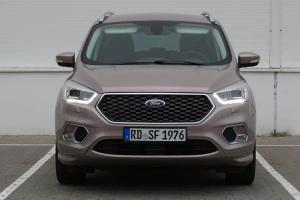 Brown Ford Kuga 2018 in Riga, with an engine capacity of 2.00 L and mileage of 199 thousand km for 11970 €, photo 4 on AUTOMOTO.COM.LV