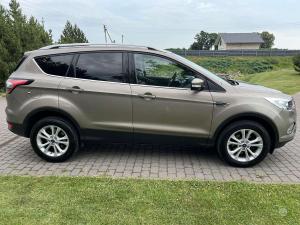 Brūns Ford Kuga 2018 Marijampole, ar dzinēja tilpumu 1.50 L un nobraukumu 89 tūkst. km par 9950 €, foto 4 vietnē AUTOMOTO.COM.LV