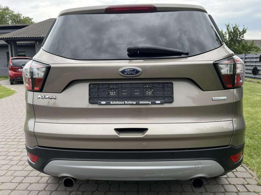 Brūns Ford Kuga 2018 Marijampole, ar dzinēja tilpumu 1.50 L un nobraukumu 89 tūkst. km par 9950 €, foto 8 vietnē AUTOMOTO.COM.LV