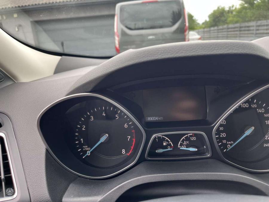 Brūns Ford Kuga 2018 Marijampole, ar dzinēja tilpumu 1.50 L un nobraukumu 89 tūkst. km par 9950 €, foto 9 vietnē AUTOMOTO.COM.LV
