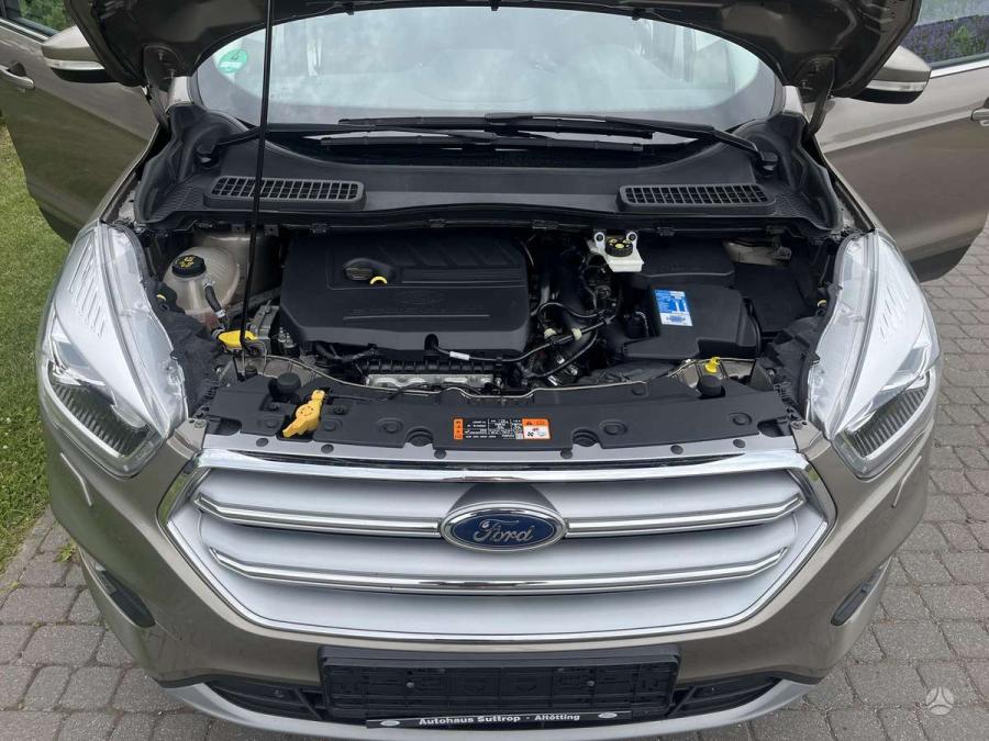 Brūns Ford Kuga 2018 Marijampole, ar dzinēja tilpumu 1.50 L un nobraukumu 89 tūkst. km par 9950 €, foto 15 vietnē AUTOMOTO.COM.LV