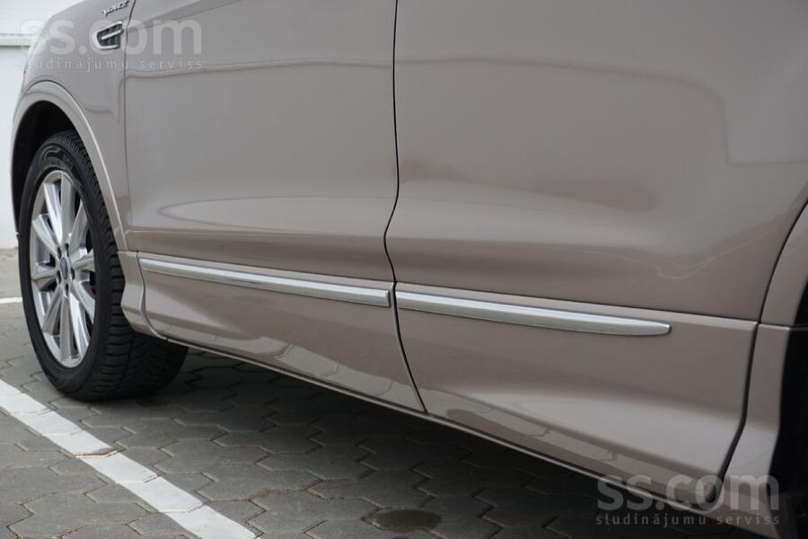 Brūns Ford Kuga 2018 Rīga, ar dzinēja tilpumu 2.00 L un nobraukumu 199 tūkst. km par 11970 €, foto 16 vietnē AUTOMOTO.COM.LV