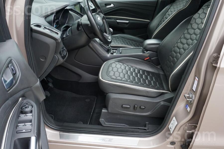 Brūns Ford Kuga 2018 Rīga, ar dzinēja tilpumu 2.00 L un nobraukumu 199 tūkst. km par 11970 €, foto 23 vietnē AUTOMOTO.COM.LV