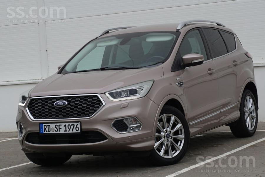 Brown Ford Kuga 2018 in Riga, with an engine capacity of 2.00 L and mileage of 199 thousand km for 10970 €, photo 5 on AUTOMOTO.COM.LV