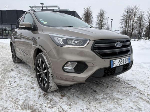 Brūns Ford Kuga 2020 Kauņa, ar dzinēja tilpumu 2.00 L un nobraukumu 210 tūkst. km par 12300 €, foto 1 vietnē AUTOMOTO.COM.LV