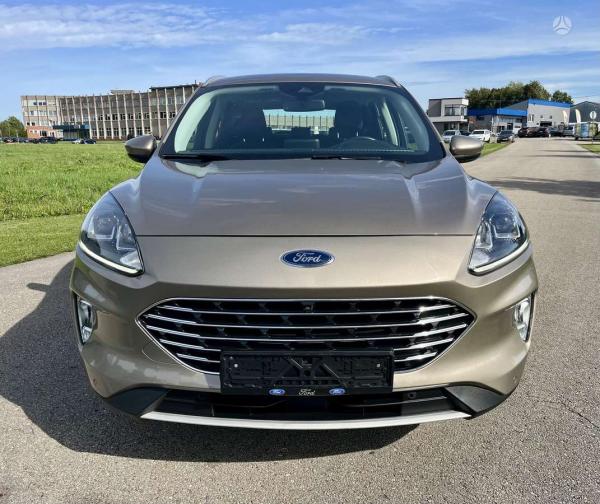 Ford Kuga 2020 Šauļi vietnē Brūns Ford Kuga 2020 Šauļi, ar dzinēja tilpumu 2.50 L un nobraukumu 100 tūkst. km par 14750 €, foto 7 vietnē AUTOMOTO.COM.LV