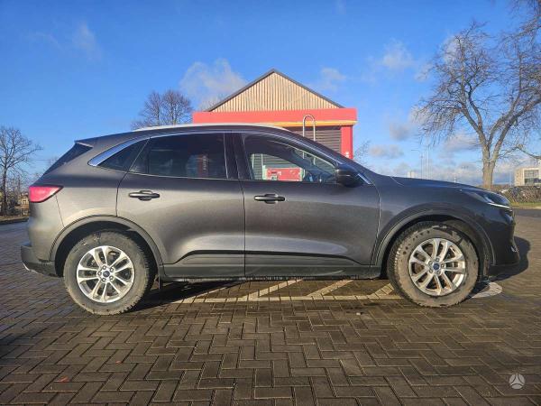 Brūns Ford Kuga 2023 Ukmergė, ar dzinēja tilpumu 1.50 L un nobraukumu 63 tūkst. km par 18500 €, foto 8 vietnē AUTOMOTO.COM.LV