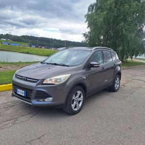 Brown Ford Kuga 2015 in Vilnius, with an engine capacity of 2.00 L and mileage of 209 thousand km for 5500 €, photo 3 on AUTOMOTO.COM.LV