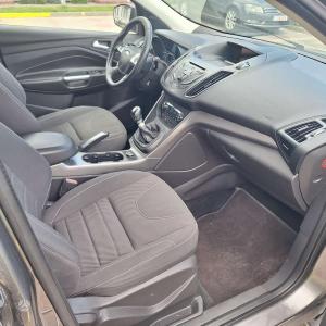 Brown Ford Kuga 2015 in Vilnius, with an engine capacity of 2.00 L and mileage of 209 thousand km for 5500 €, photo 13 on AUTOMOTO.COM.LV