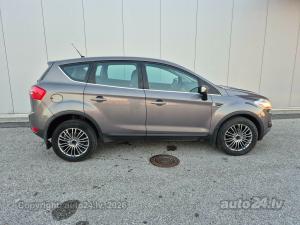 Brown Ford Kuga 2011 in Tartu, with an engine capacity of 2.00 L and mileage of 229 thousand km for 6999 €, photo 8 on AUTOMOTO.COM.LV