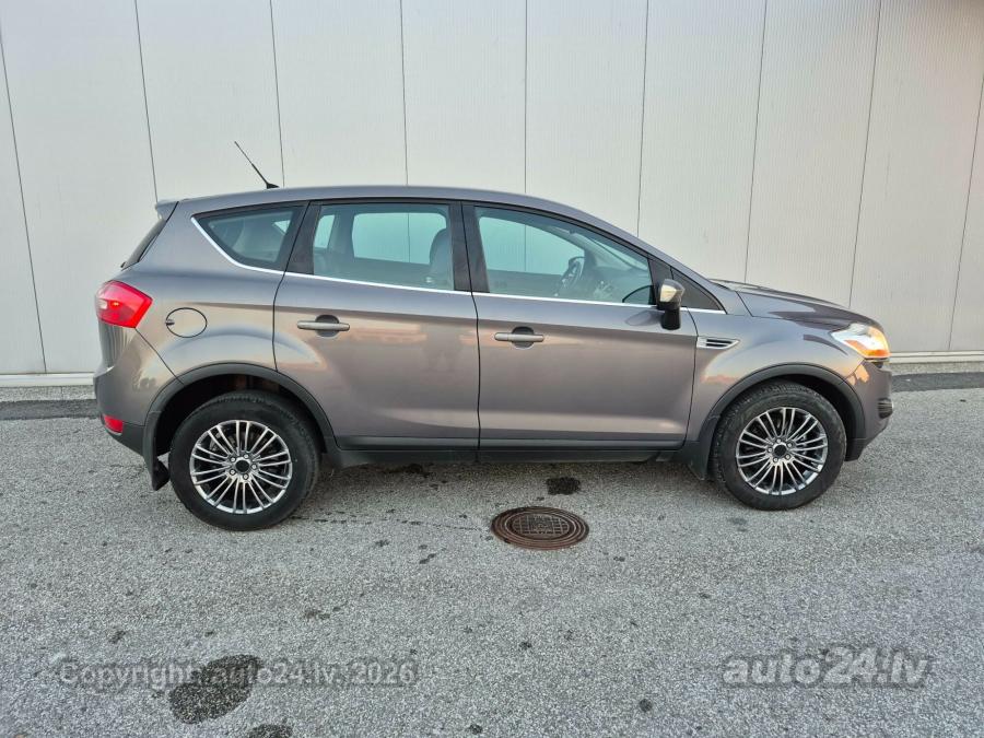 Brown Ford Kuga 2011 in Tartu, with an engine capacity of 2.00 L and mileage of 229 thousand km for 6999 €, photo 8 on AUTOMOTO.COM.LV