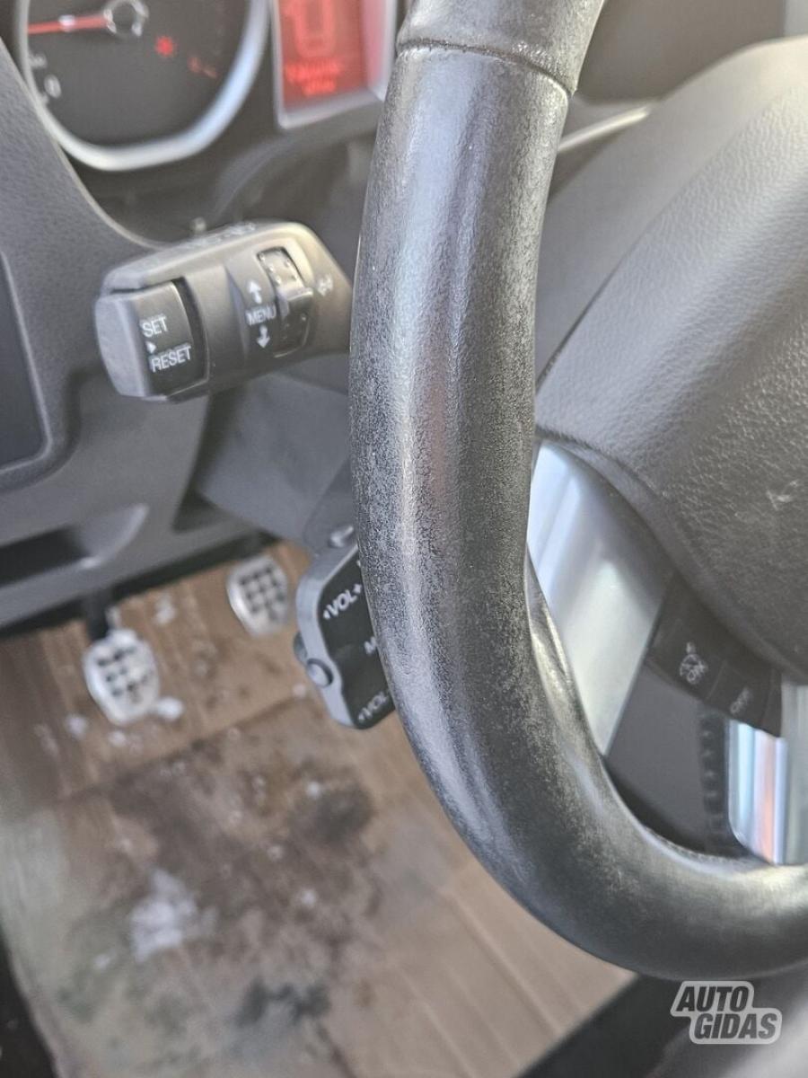 Ford Kuga 2008 Kluonaliai, ar dzinēja tilpumu 2.00 L un nobraukumu 295 tūkst. km par 4899 €, foto 18 vietnē AUTOMOTO.COM.LV