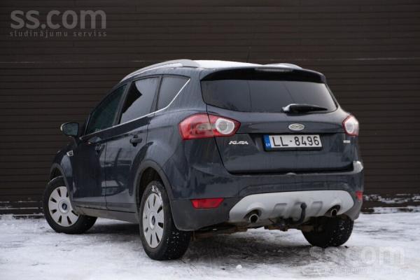 Ford Kuga 2008 Rīga, ar dzinēja tilpumu 2.00 L un nobraukumu 310 tūkst. km par 5890 €, foto 4 vietnē AUTOMOTO.COM.LV