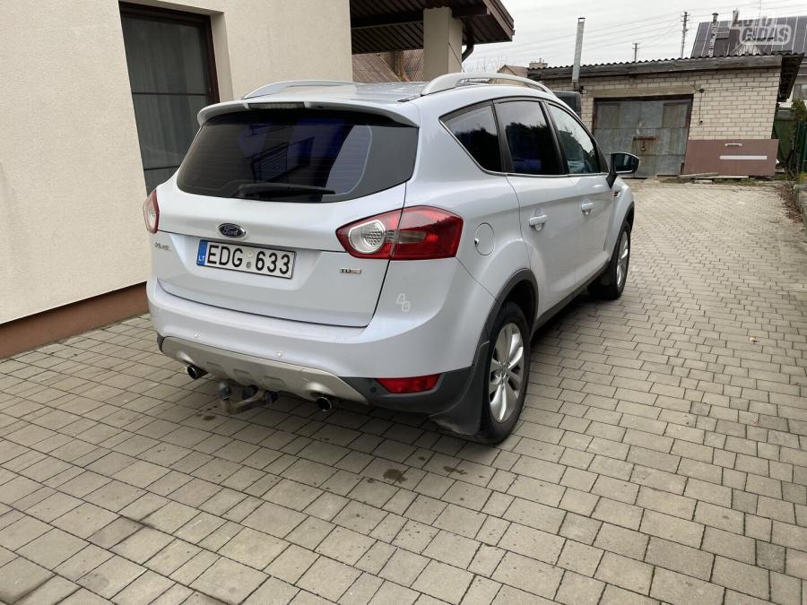 Ford Kuga 2008 Alīta, ar dzinēja tilpumu 2.00 L un nobraukumu 197 tūkst. km par 5300 €, foto 3 vietnē AUTOMOTO.COM.LV