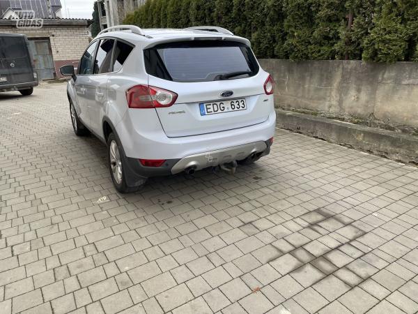Ford Kuga 2008 in Alytus, with an engine capacity of 2.00 L and mileage of 197 thousand km for 5300 €, photo 4 on AUTOMOTO.COM.LV